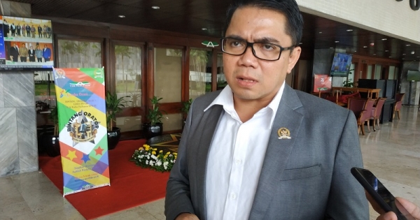 Arteria Nilai Tindakan Andre Rosiade Tak Masuk Akal Arteria Nilai Tindakan Andre Rosiade Tak Masuk Akal