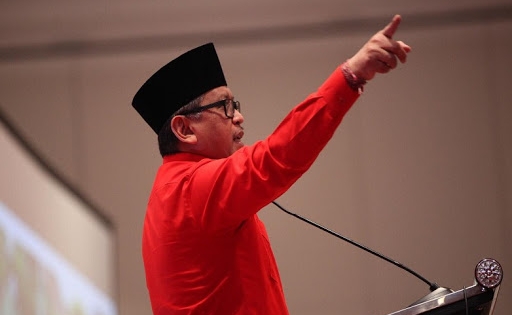 Hasto Sentil Kader yang Gemar Makanan Cepat Saji