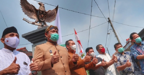 Hendi Apresiasi Warganya Bangun Tugu Garuda Pancasila