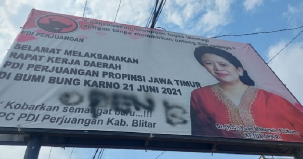 Pdi Perjuangan Laporkan Aksi Pencoretan Baliho Puan Maharani
