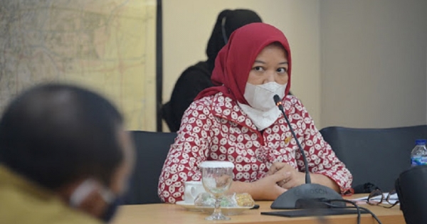 Yuke Yurike Kritisi Lambannya Pembangunan Pasar Minggu