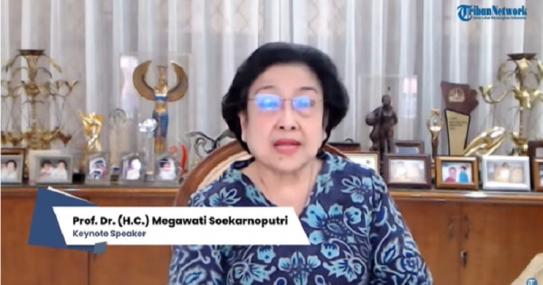 Megawati: Perempuan Harus Miliki Wawasan Luas dan Pintar