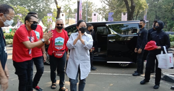 Puan Ajak Kader Banteng Jadikan Indonesia Juara Kopi Dunia Puan Ajak Kader Banteng Jadikan Indonesia Juara Kopi Dunia