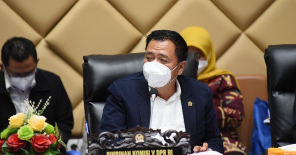 Lasarus Dukung Pembangunan Jalan Tol di Kawasan Puncak