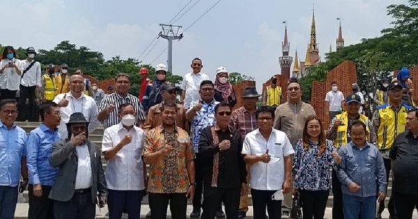 Lasarus: Harus Dibangun Ruas Jalan Tol Langsung ke TMII