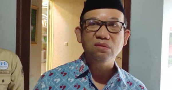 Bupati Husein Pantau Pembuatan Kapal Pesanan Pemkab