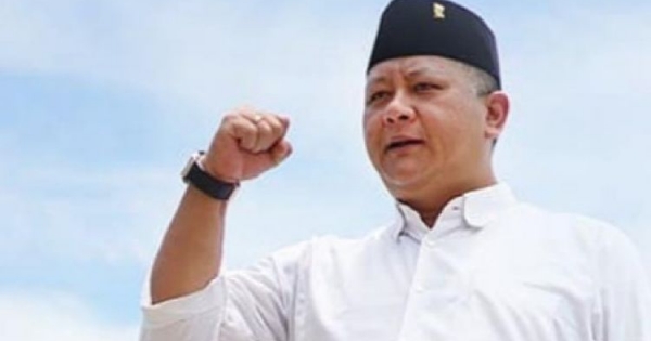 Whisnu: Ribuan Kader Banteng Jatim Siap Merahkan Ibu Kota! Whisnu: Ribuan Kader Banteng Jatim Siap Merahkan Ibu Kota!