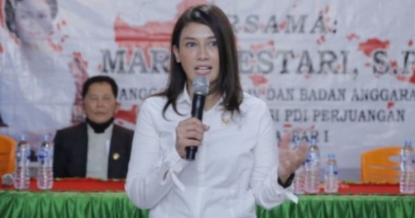 Maria Lestari Ajak Masyarakat Taat Pada Aturan Maria Lestari Ajak Masyarakat Taat Pada Aturan