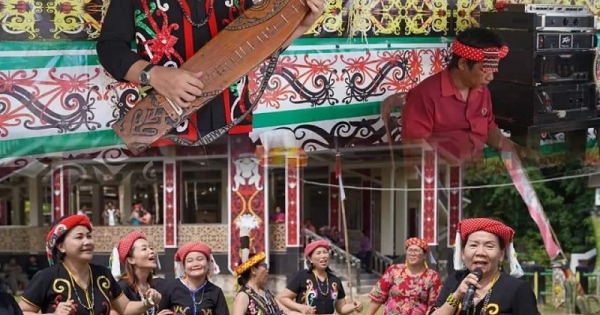 Fransiskus Diaan Ajak Generasi Muda Lestarikan Adat & Budaya