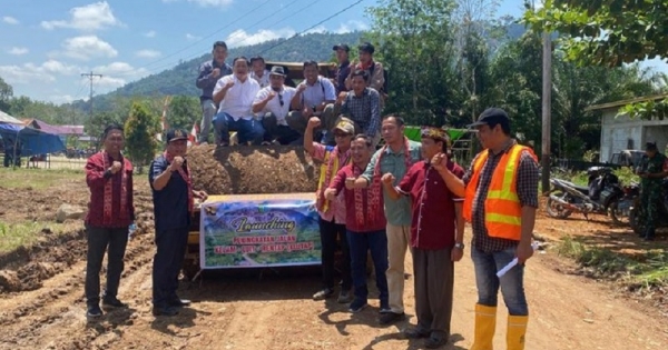 Lasarus Launching Peningkatan Jalan Kelam-Luit-Rentap, Anggaran Rp 43,9 M