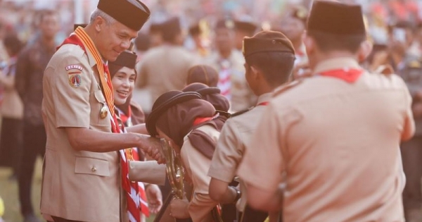 Ganjar Tekankan Pramuka Penerang Generasi Bangsa Dimanapun Berada