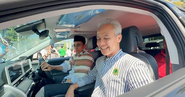 TGB Zainul Majdi Beberkan Kelebihan Ganjar Pranowo TGB Zainul Majdi Beberkan Kelebihan Ganjar Pranowo