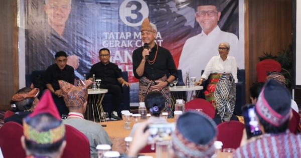 Ganjar Bertemu Tokoh Adat di NTT Bahas Kebhinekaan & Kebangsaan