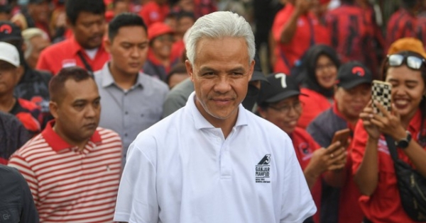 Ganjar Serukan Satgas Banteng Solo Siap Tempur Untuk Raih Kemenangan