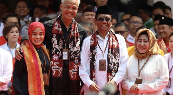 Pengamat Nilai Kedekatan Ganjar-Mahfud Dengan Rakyat Picu Meroketnya Elaktibilitas