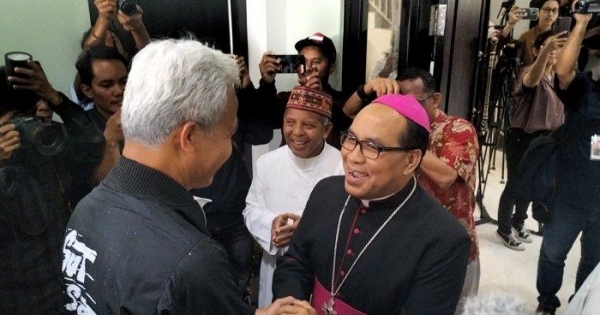 Uskup Ruteng Nilai Kedatangan Ganjar Akan Terukir Indah Dalam Sejarah