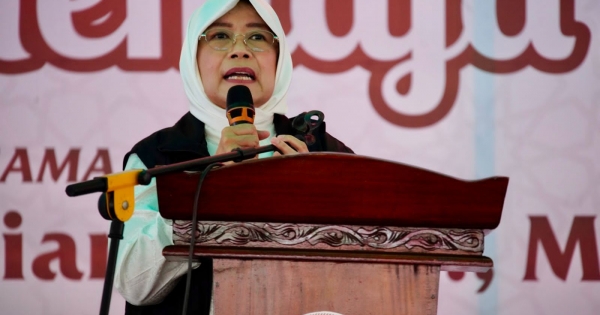 Di Hadapan Santriwati, Jaleswari: Kita Bangga Ibu Negara Atikoh Ganjar ...