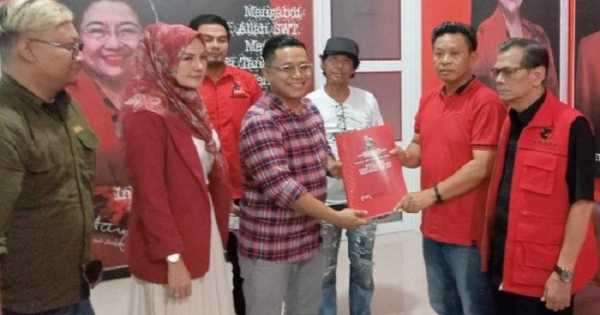 Pengusaha Muda Aceng Sunanto Daftar ke PDI Perjuangan Jadi Bakal Calon Wabup Majalengka