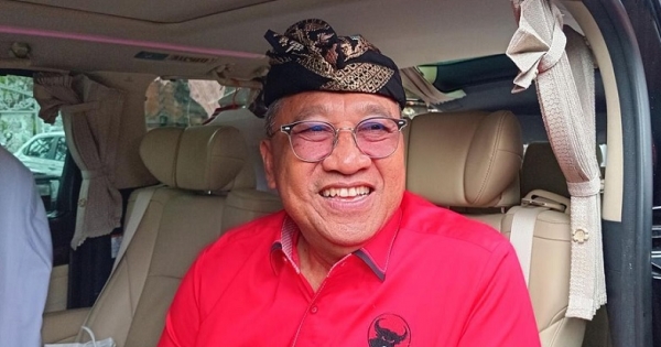 Bu Mega Belum Restui Duet Wayan Koster-Giri Prasta