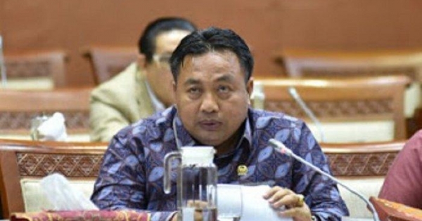 Legislator PDI Perjuangan: Pertanyakan Penunjukan Simon Aloysius ...