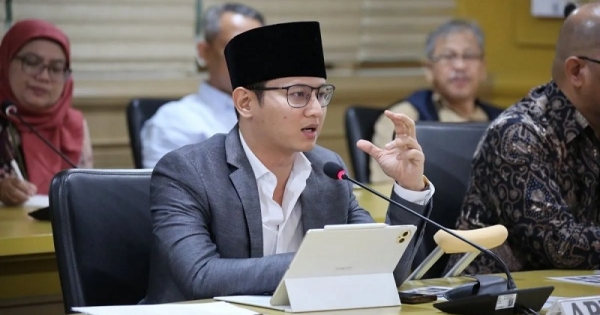 Gus Ipin Kritisi Pembatasan Kewenangan Pemda Saat RDPU Bersama DPD RI