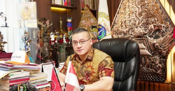 Kenneth DPRD DKJ Sebut Pramono Naik Helikopter Agar Efektif Pantau ...