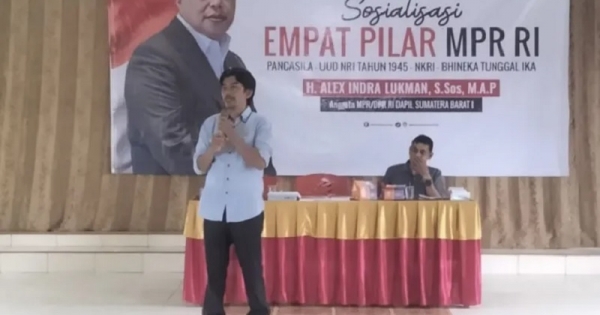 Alex Indra Lukman, Anggota DPR RI Pertama yang Gelar Sosialisasi 4 ...