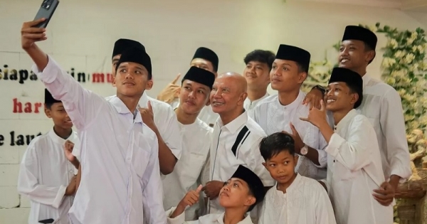 Said Abdullah Kunjungi Panti Asuhan dan Berbagi Kebahagian dengan Anak ...
