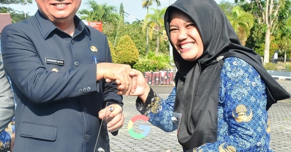 Hardiknas, Kamarudin Muten Harap Guru Jadi Suri Teladan Bagi Siswa