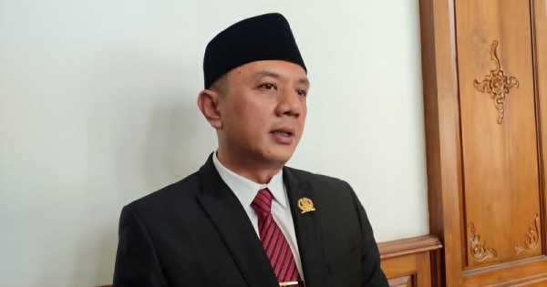 Deni Wicaksono Tegaskan Pentingnya Profesionalisme Dalam Pengelolaan ...