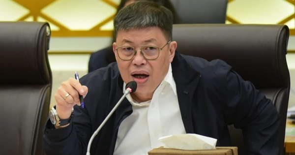 Alex Indra Lukman Kecam Eksploitasi Besar-Besaran Hutan Tropis di Pulau Sipora, Mentawai