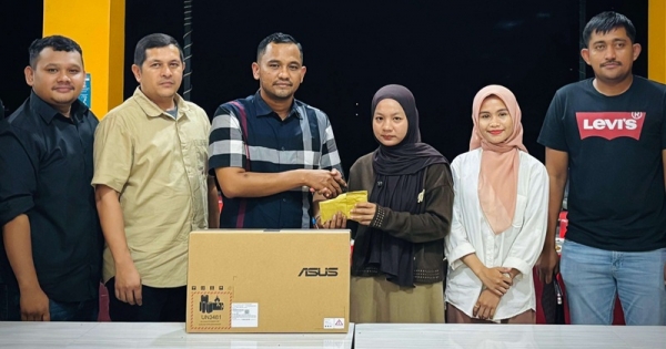 Jamaluddin Idham Nyala Harapan di Tengah Duka: Bantu Pendidikan Adik ...