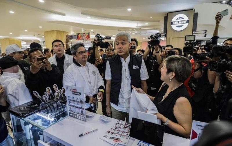 Official Merchandise Ganjar-Mahfud Resmi Diluncurkan, Ganjar : 100 ...