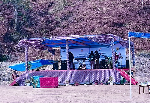 Sejarah Baru, Hari Ini Launching PLTD & PLTS di Oksibil