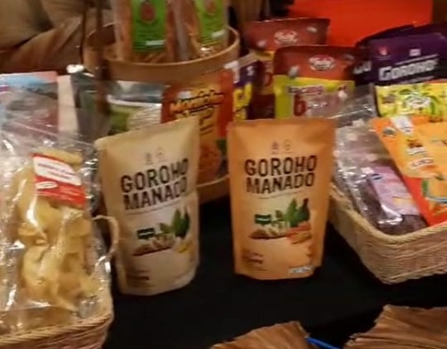 Produk Tepung Pisang Goroho Sulawesi Utara Hadir di Rakernas IV PDI ...