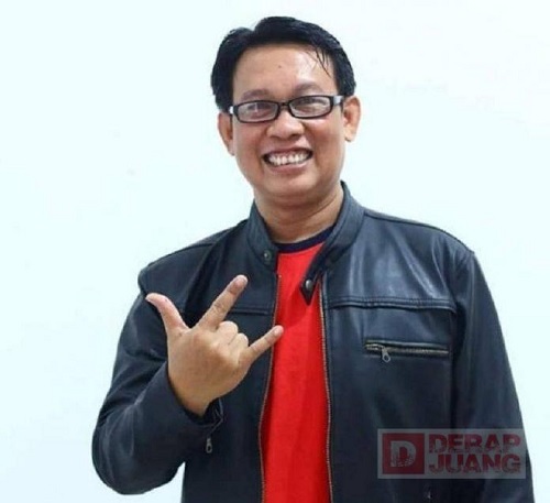 Renungi, Ini Makna Filosofi Bung Karno Pegang Pacul